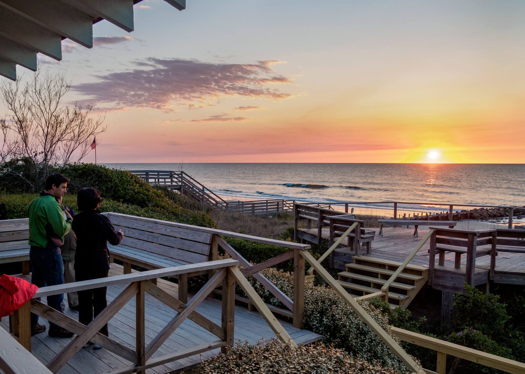 D.C. Couple’s Sea View Inn Escape | OnlyPawleys